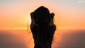 10 Long Hair Dream Meaning – Bloom Magnificence